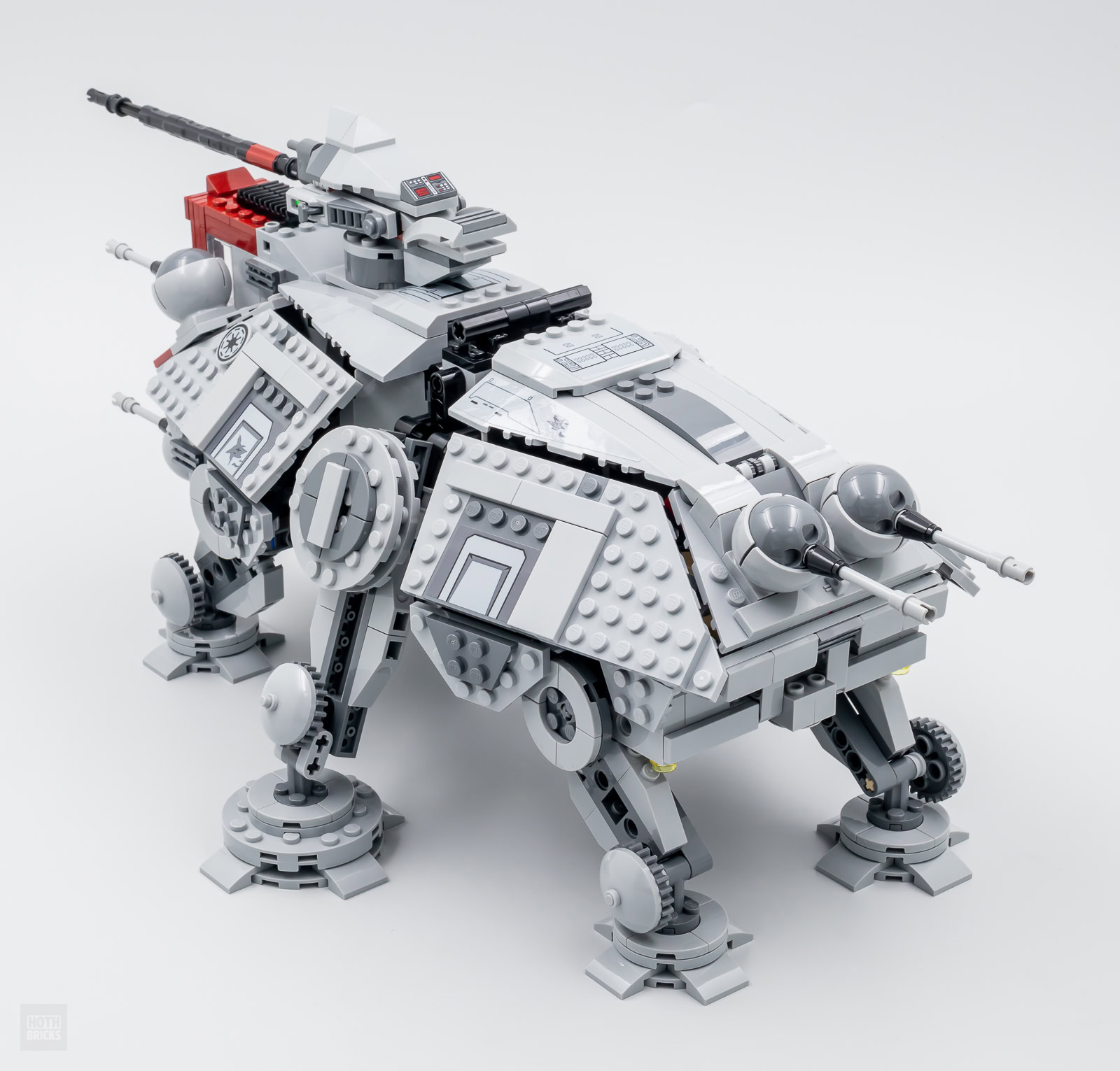 Très vite testé : LEGO Star Wars 75337 AT-TE Walker - HOTH BRICKS