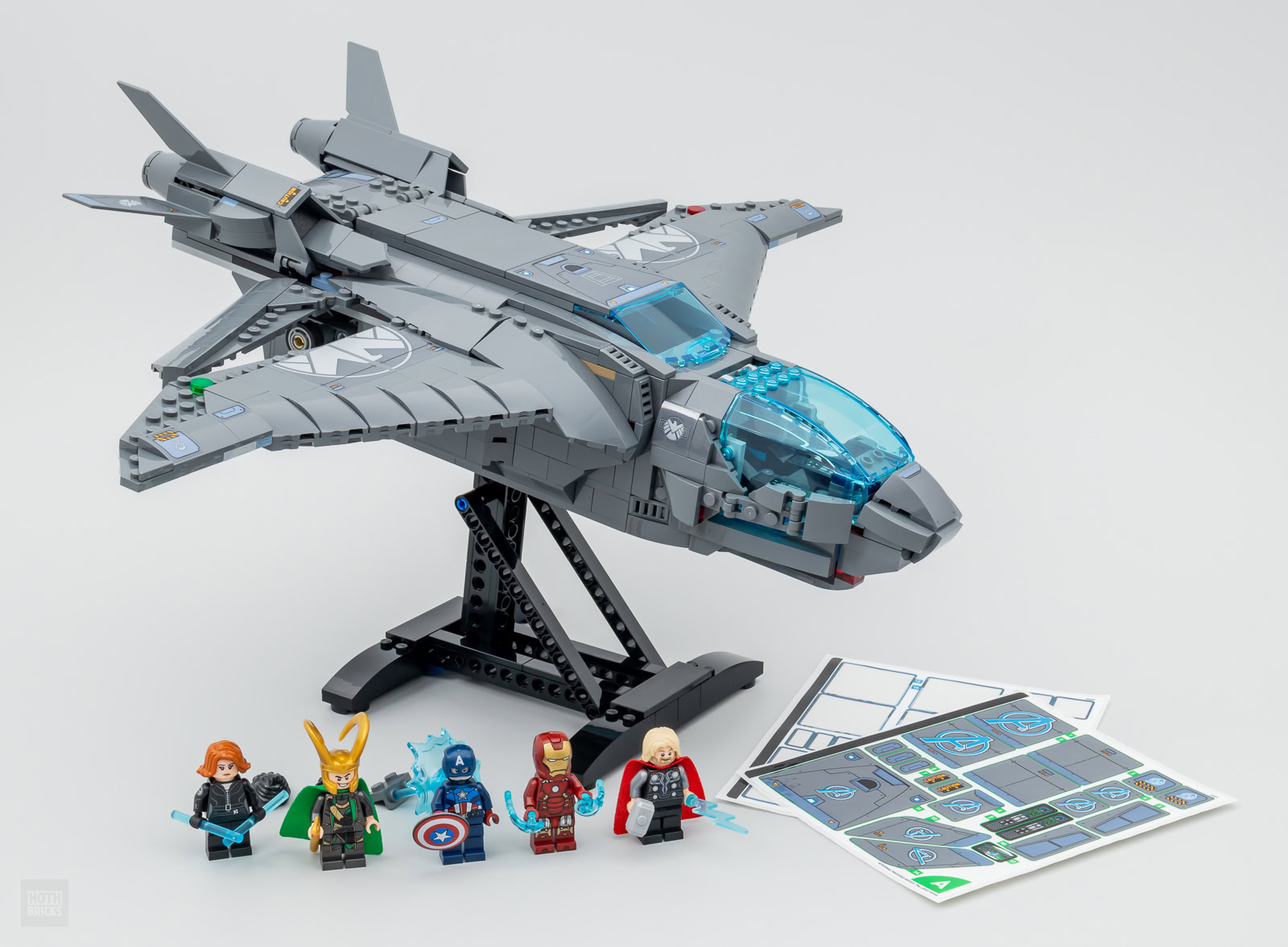 Très vite testé : LEGO Marvel 76248 The Avengers Quinjet - HOTH BRICKS
