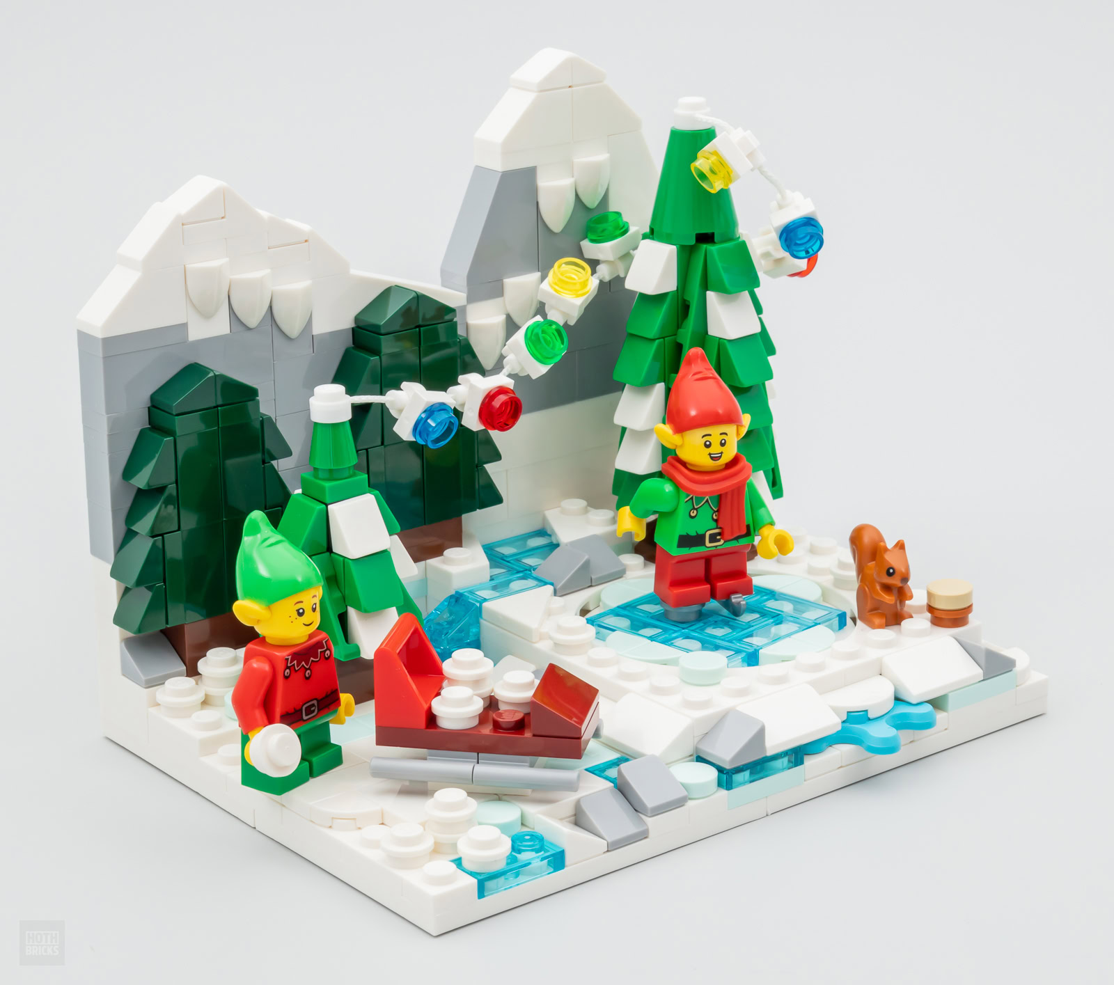 Très vite testé : LEGO 40564 Winter Elves Scene - HOTH BRICKS
