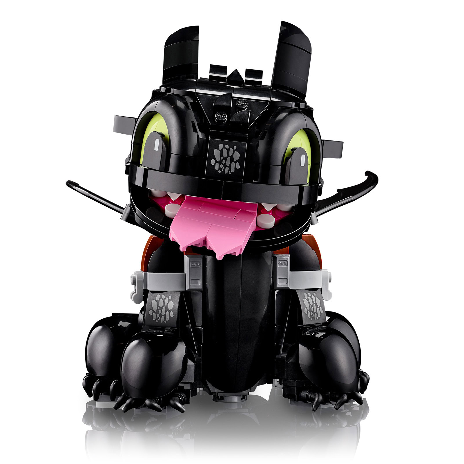 LEGO ICONS 10375 How to Train Your Dragon: Toothless : le set est en ...