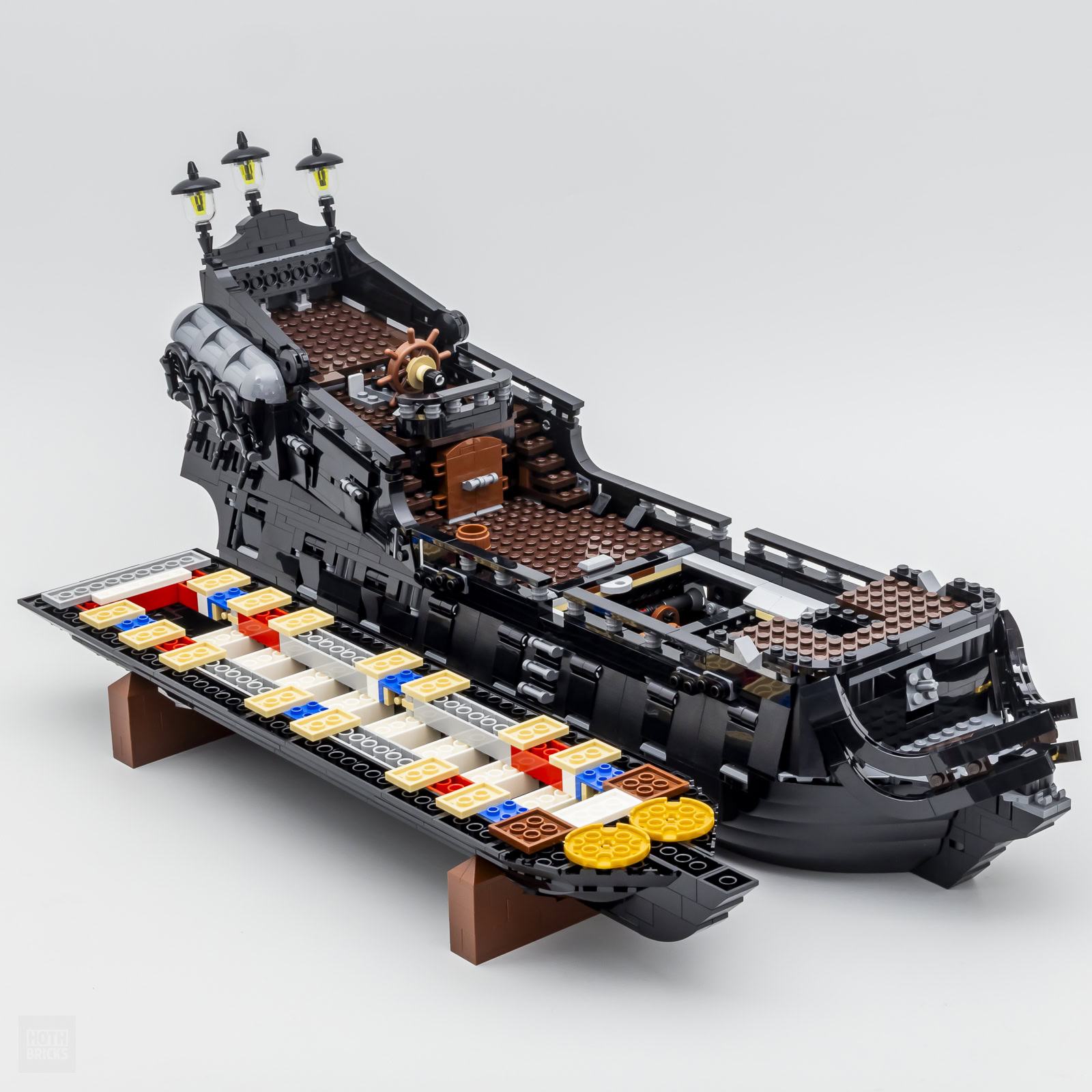 Très vite testé : LEGO ICONS 10365 Captain Jack Sparrow's Pirate Ship ...