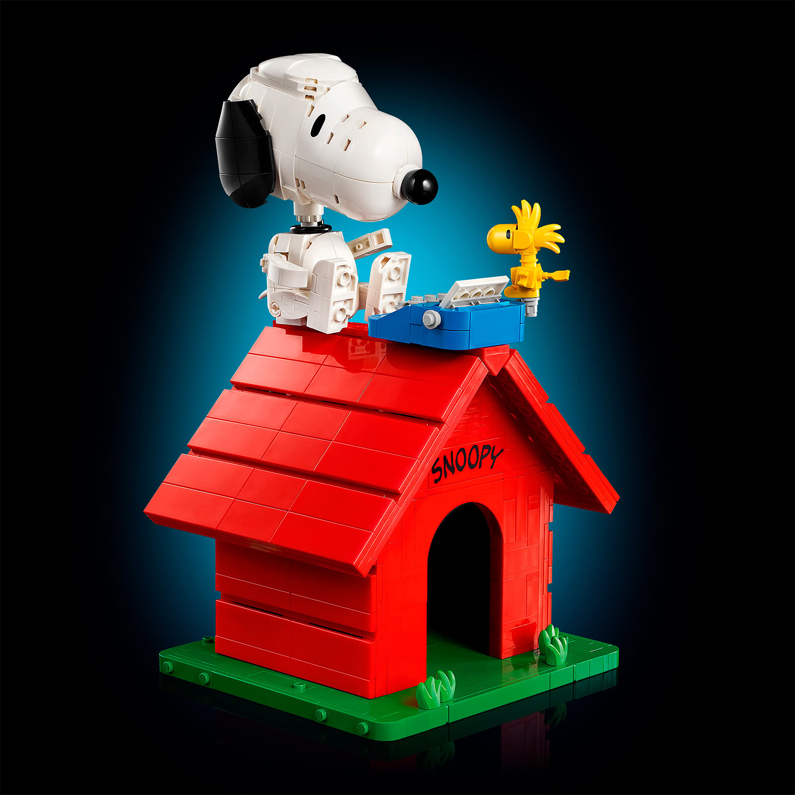 New for LEGO IDEAS 2026: set 21368 Peanuts: Snoopy's Doghouse is ...